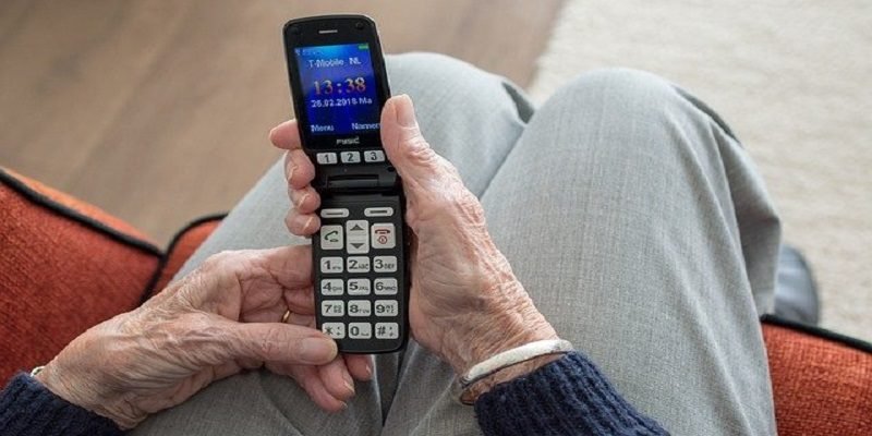 At-Home Smartphone Setup Service for Senior Citizens by Xiaomi India